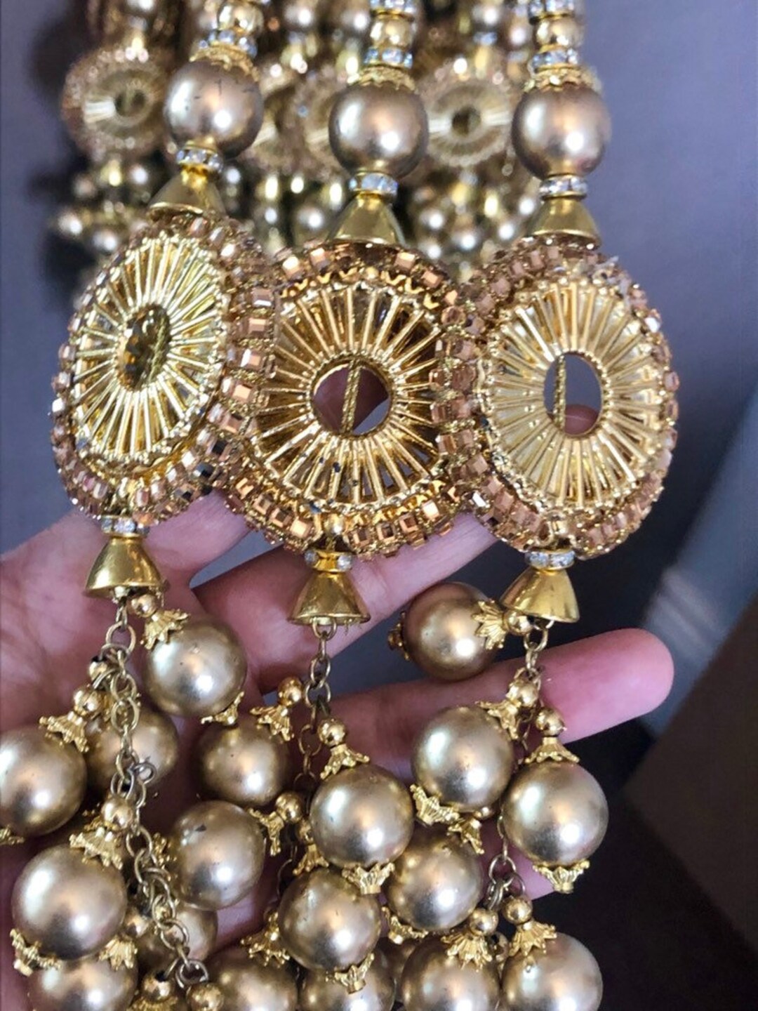 Chakra Pin Wheel Design Gold Paranda Parande Mehendi Sangeet Maiyo Hair ...