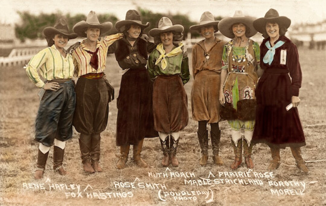 Pendleton Roundup Rodeo Cowgirls - Etsy