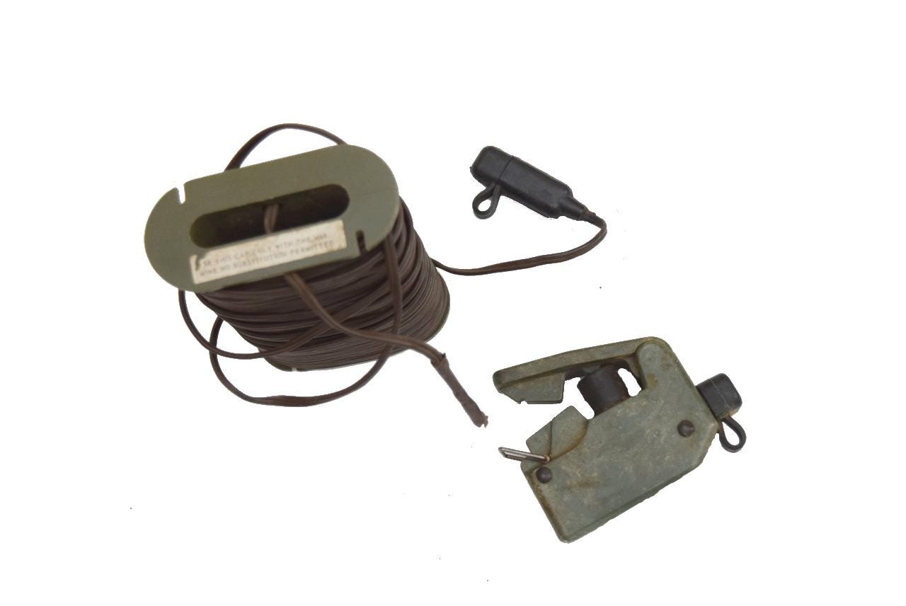 Genuine Vintage Military Practice Claymore Mine With Carrying Bag, Wire ...
