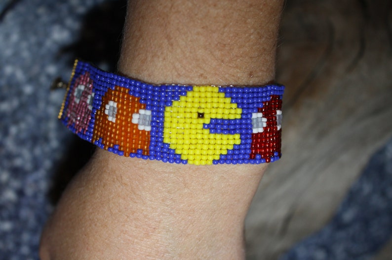 Classic Video Game Pixel Beaded Bracelet - Etsy