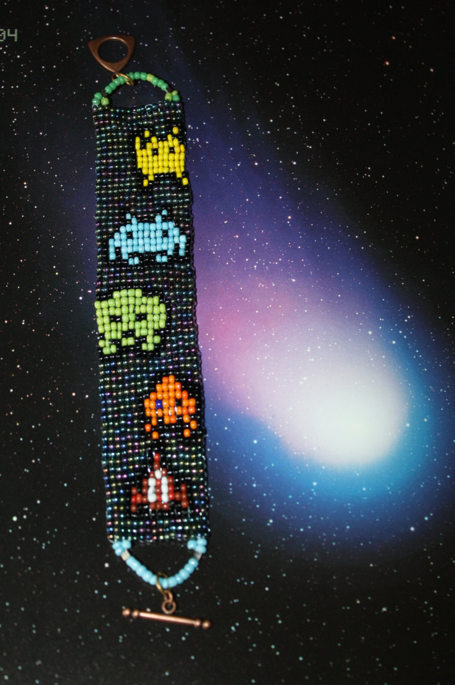 Classic Video Game Pixel Beaded Bracelet - Etsy