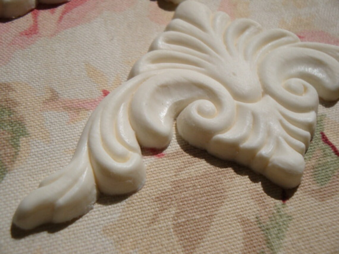 Acanthus Leaf Spandrels Corner Pair Architectural and Furniture Onlays ...