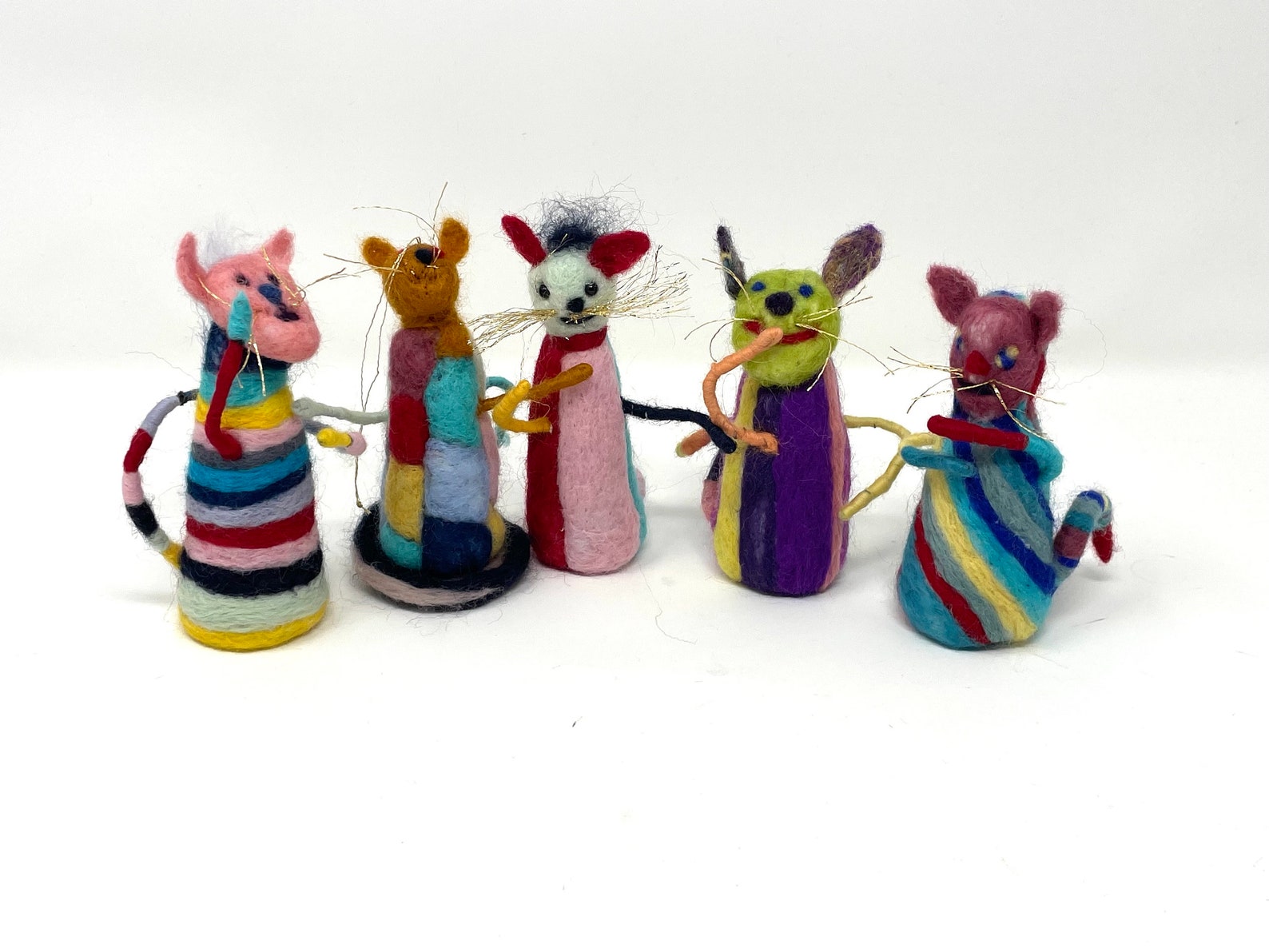 Handmade Wool Felted Cat | Free Standing Felt Cat Decoration ...