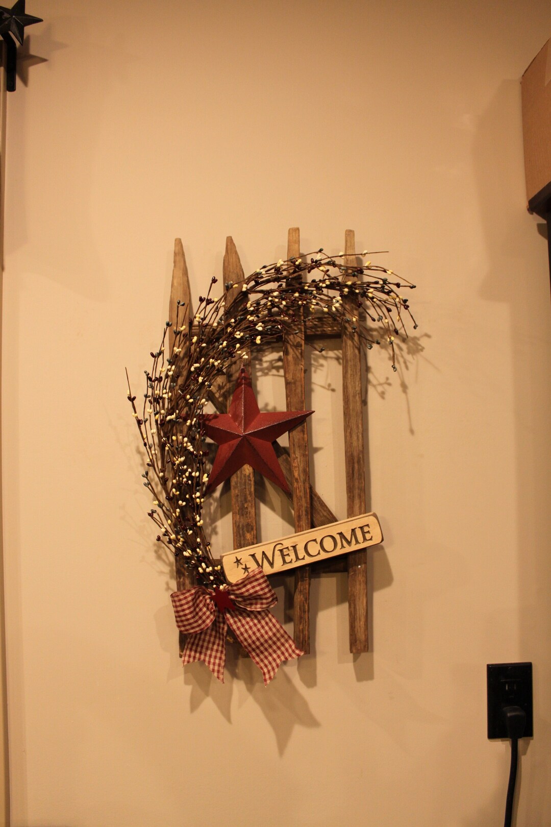 Decorated Rickety Old Split Tobacco Lath Gate With Star, Berries and ...