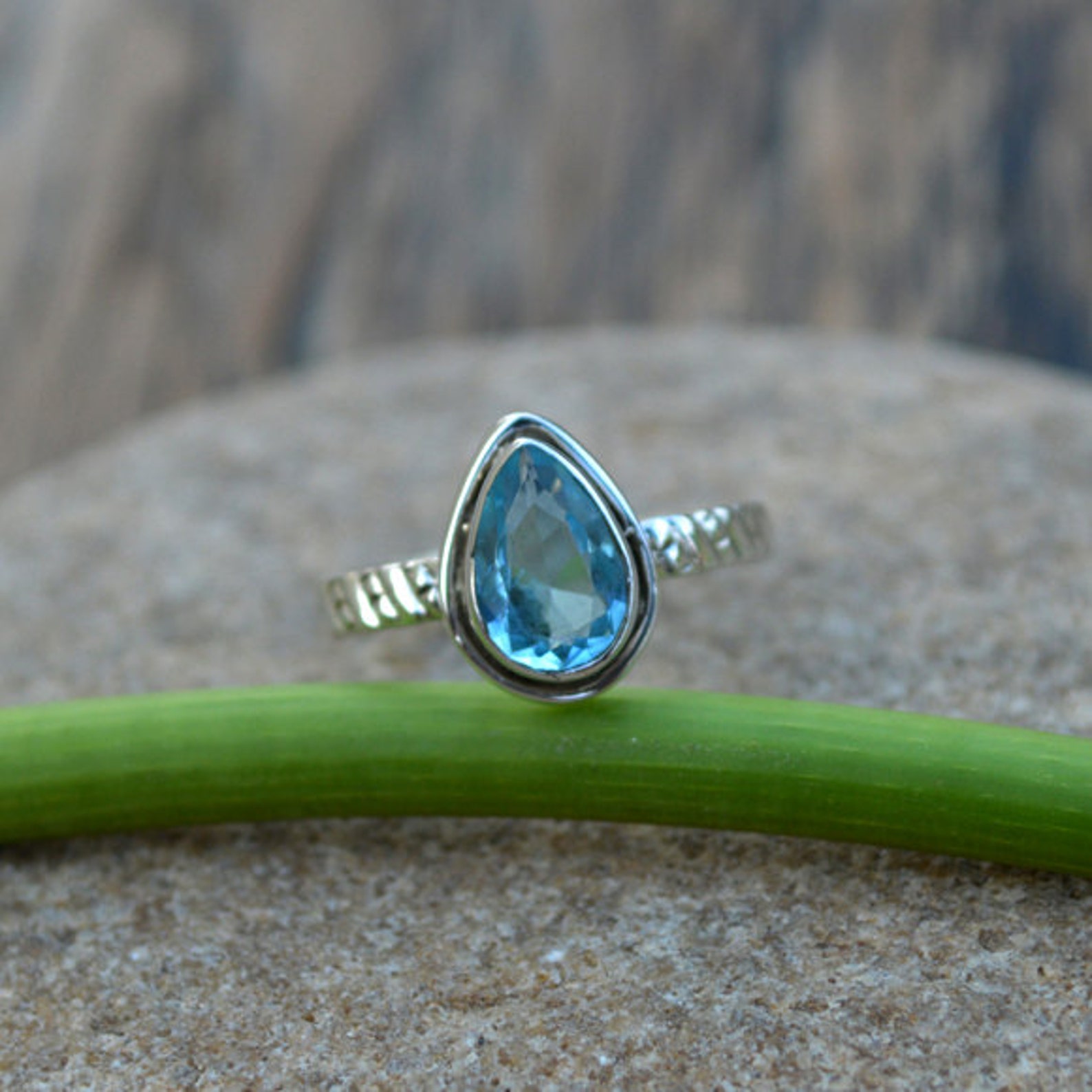 Anillo de cuarzo azul natural anillo de plata de ley 925 | Etsy