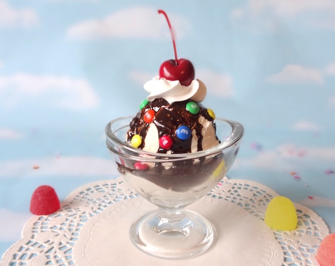Fake Ice Cream Sundae Large Vanilla With Chocolate Hot Fudge Sauce and ...