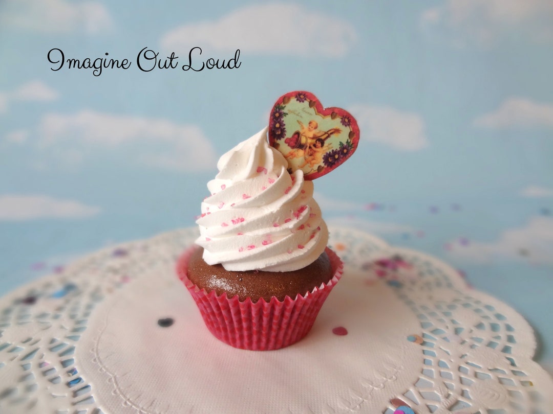 Fake Cupcake Faux Romantic Valentine Cupid Cherub Floral Vintage Card ...