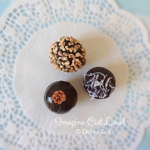 FAUX Chocolate Truffle Set Fake Food Kitchen Prop Decor Display TM3-03 ...