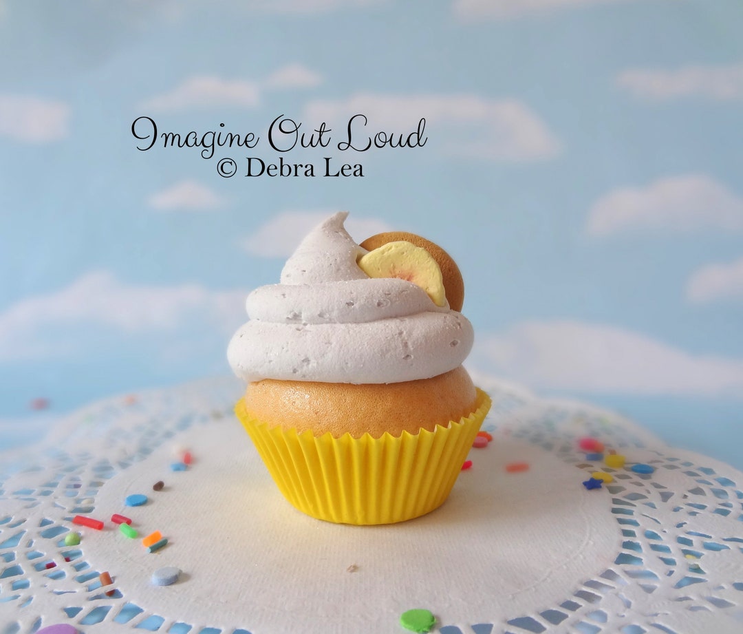 Fake Cupcake Banana Pudding Whipped Cream Vanilla Wafer Fake Cookie ...