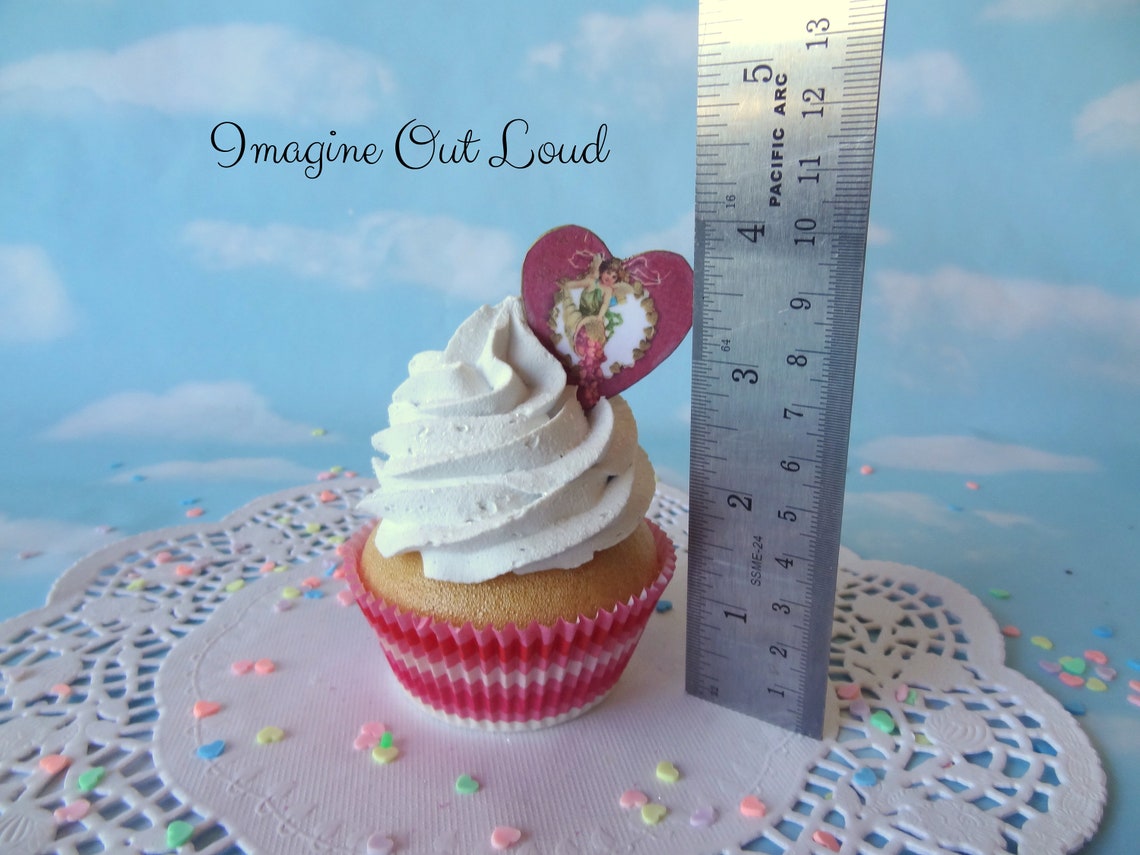 Fake Cupcake Faux Romantic Valentine Heart Vintage Card Cupid Lover's ...