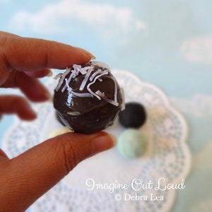 FAUX Chocolate Truffle Set Fake Food Kitchen Prop Decor Display TM3-03 ...