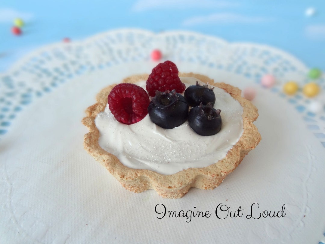 Fake Tart Tartelette Mini Dessert Vanilla Mixed Berry Raspberry ...