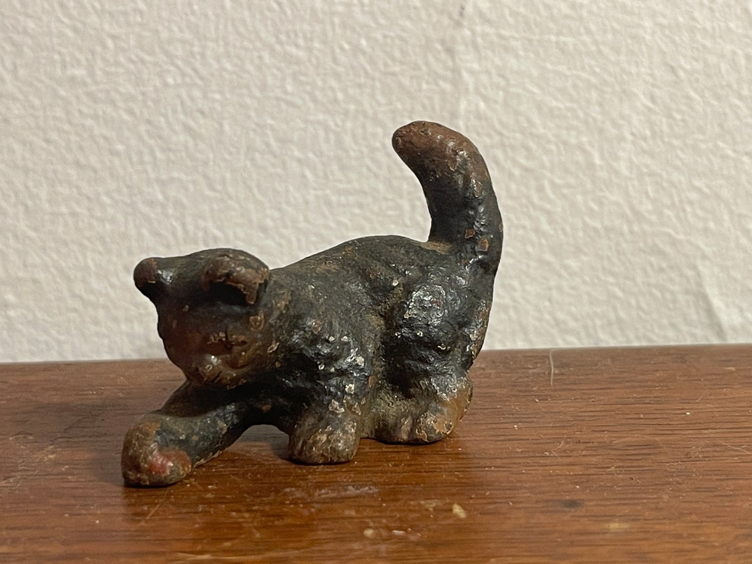 Antique Wilton Cat Playing Paperweight Cast - Etsy