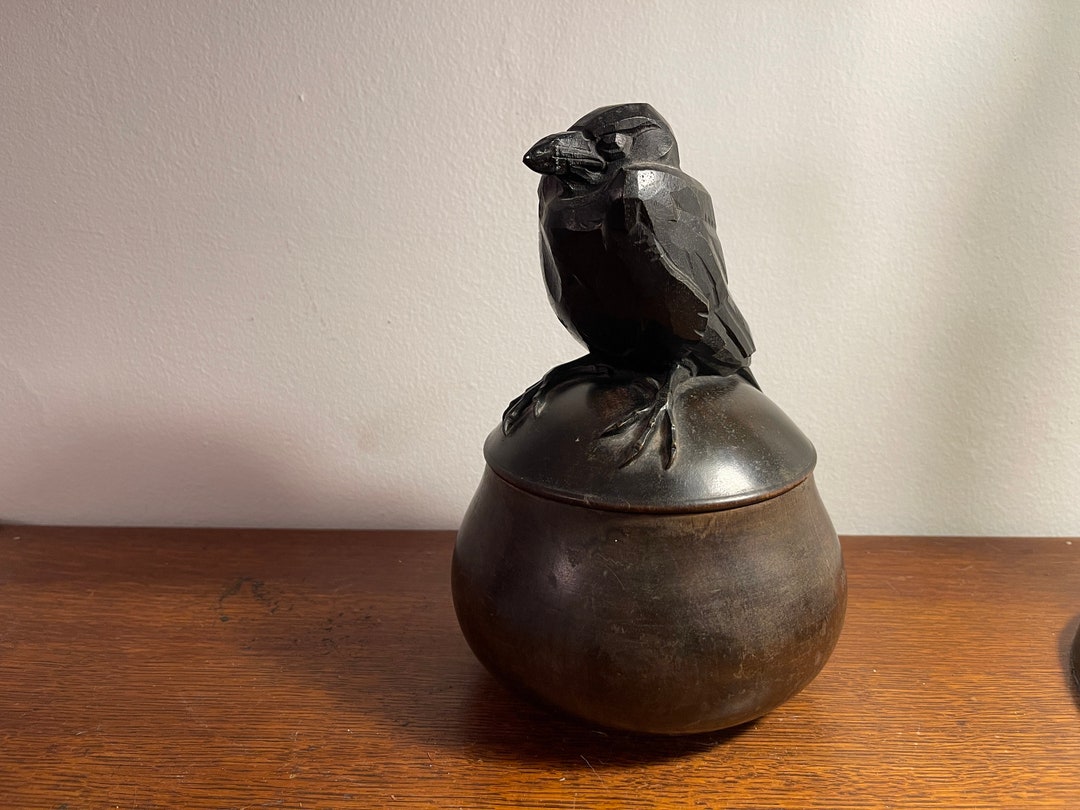 Hand-turned Crow Round Box - Etsy