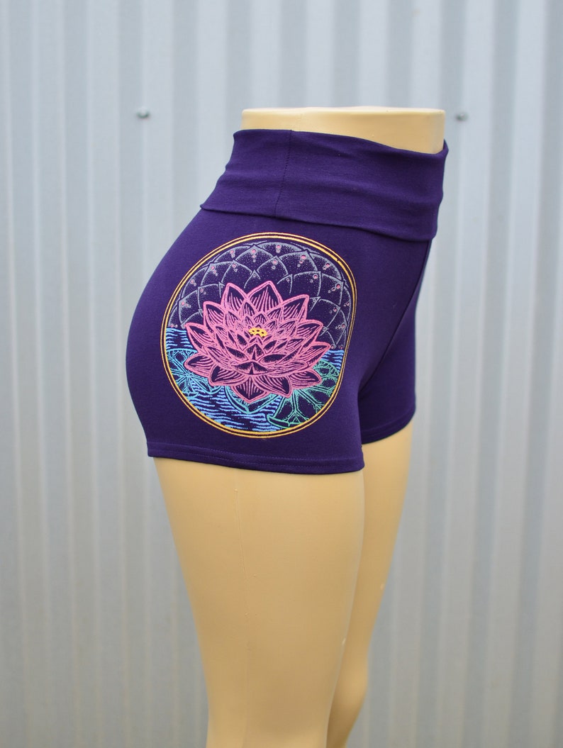 Lotus Flower Yoga Shorts Water Lilly Shorts Women's - Etsy