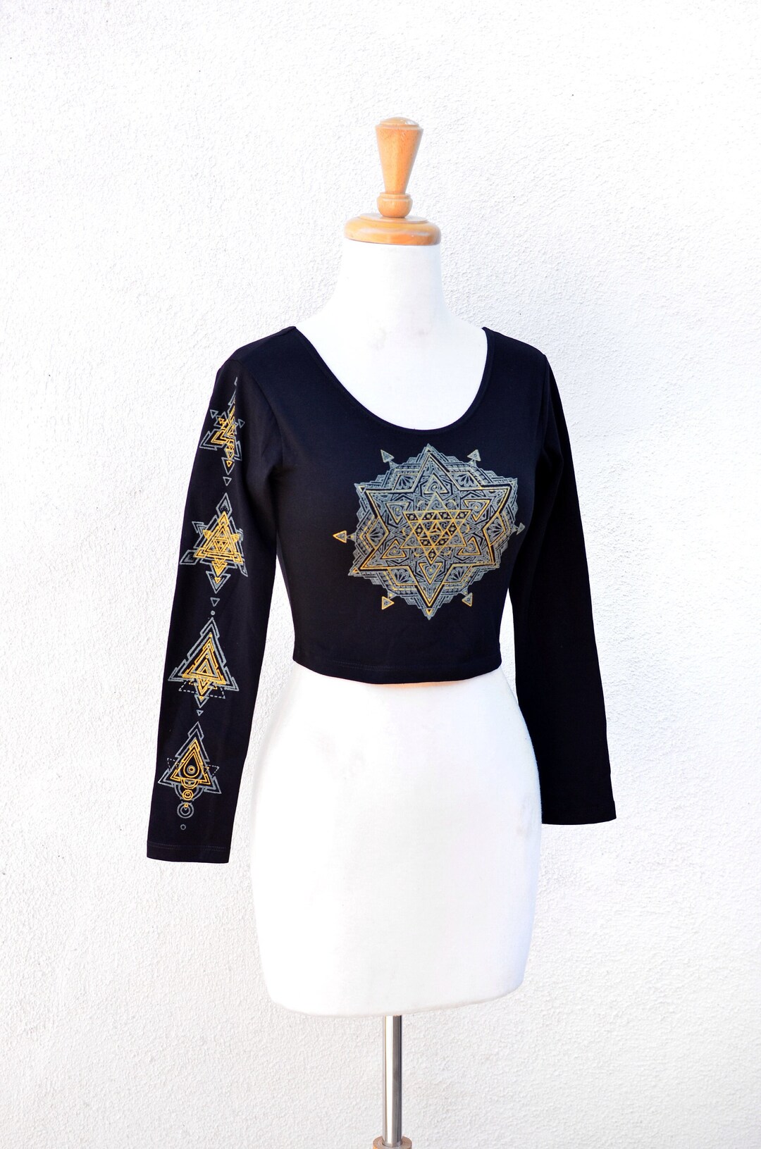 Glow in the Dark Star Tetrahedron Long Sleeve Crop Top Scoop - Etsy