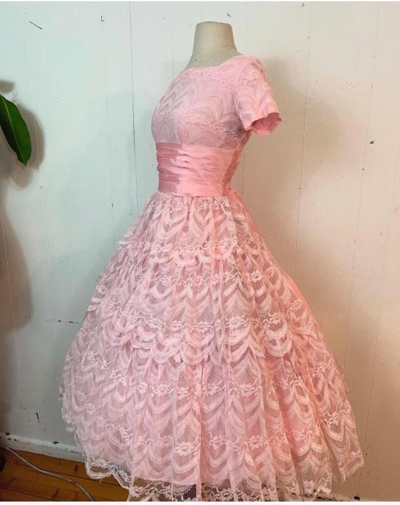 1950s pink lace prom dress fit and flare romantic - Gem