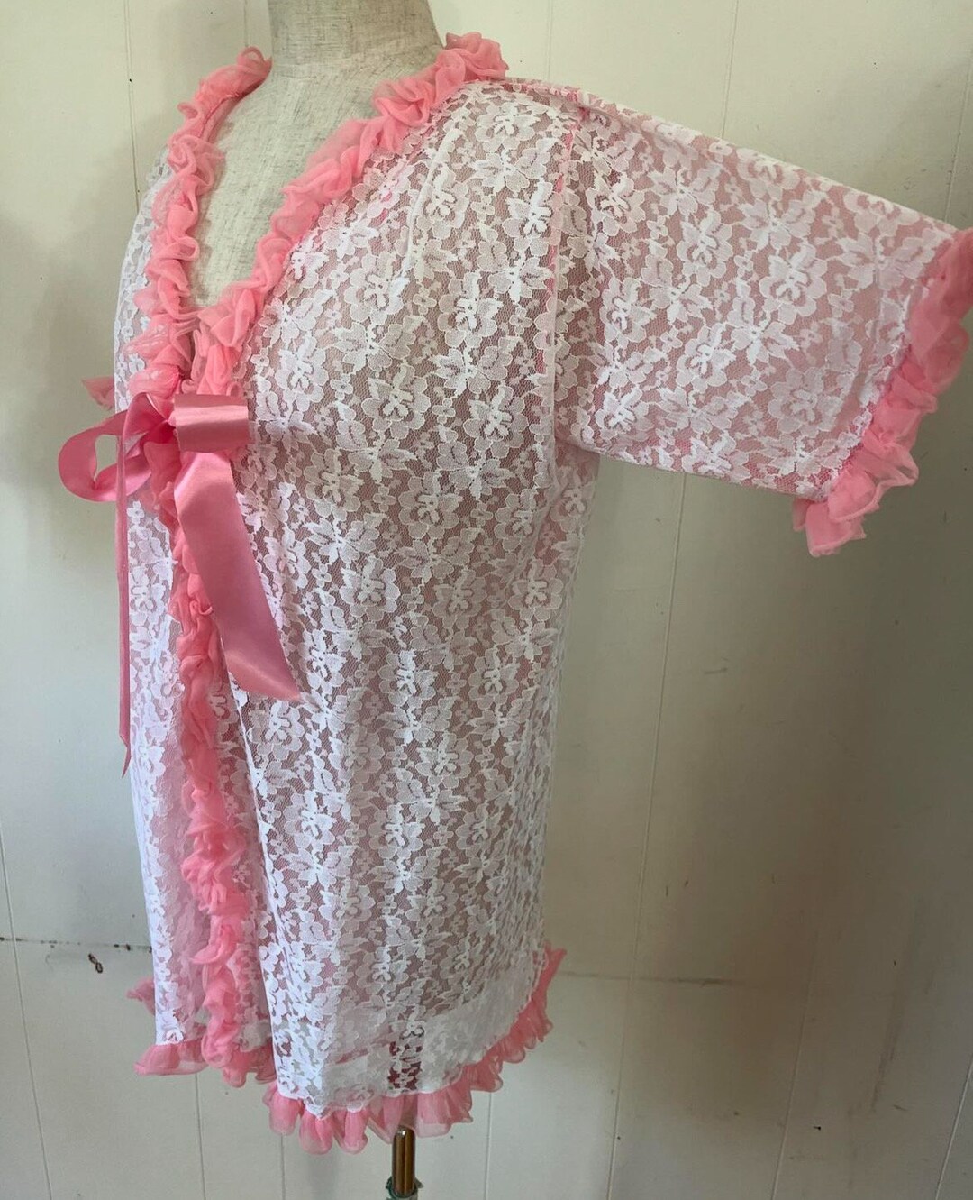 1960s Pink & White Lace Housecoat Coat Robe - Etsy