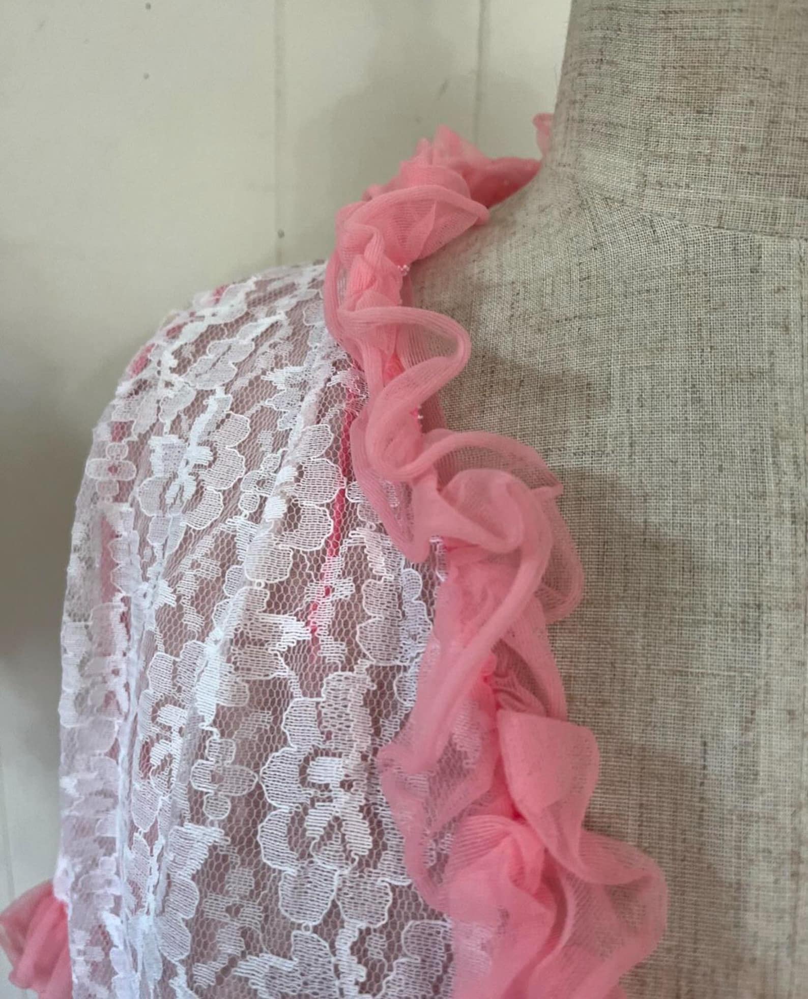 1960s Pink & White Lace Housecoat Coat Robe - Etsy