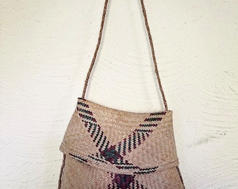 Handmade Flax 2 Corner Kete / Harakeke Kete maori Flax Weaving - Etsy ...
