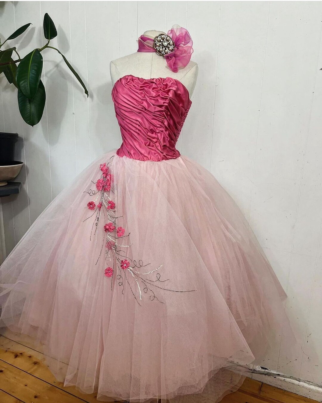 1950s Barbie Pink Satin Tulle Prom Frock Floral Applique Romantic Prom ...
