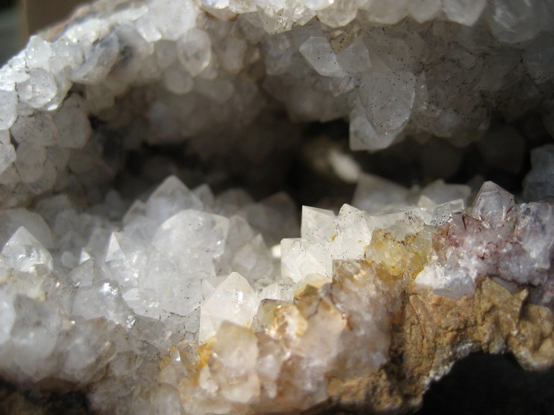 Sparkling Natural Quartz Crystal Geode. Healing, Meditation, Lapidary ...