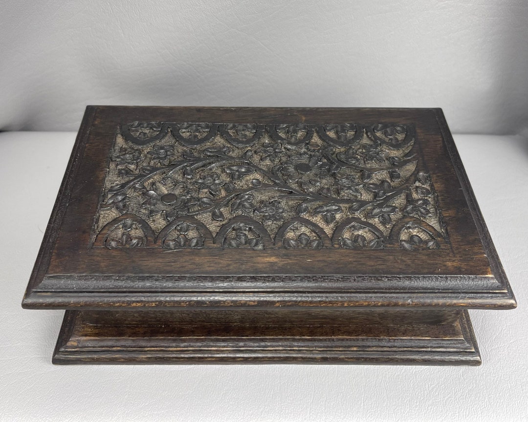 Vintage Hand Carved Wood Box, With Mirrored Lid-8 Inches Across. Free ...