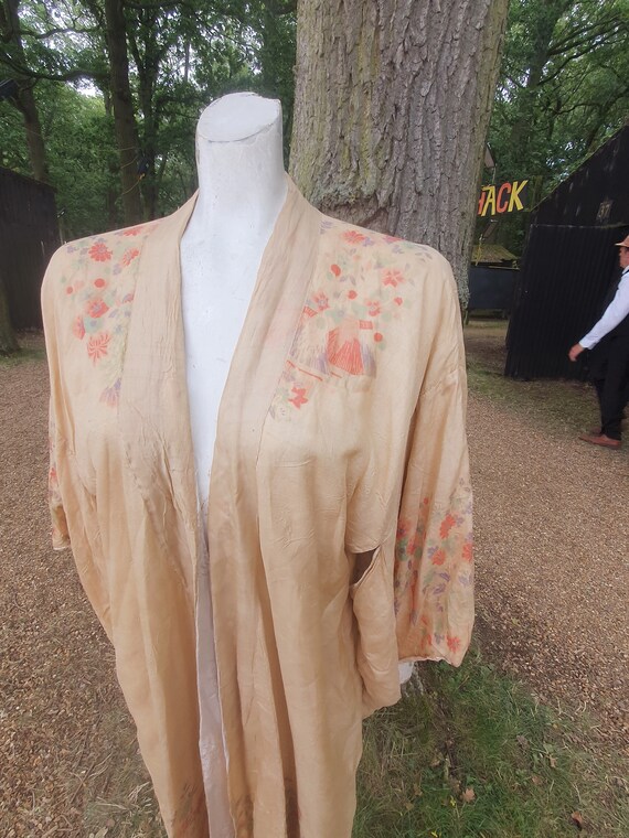 Beautiful 1920s silk longest cream patterned robe fab… - Gem