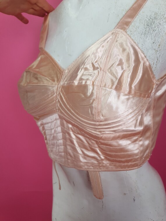Beautiful 1930s 40s pale pink satin bra pin up weddin… - Gem