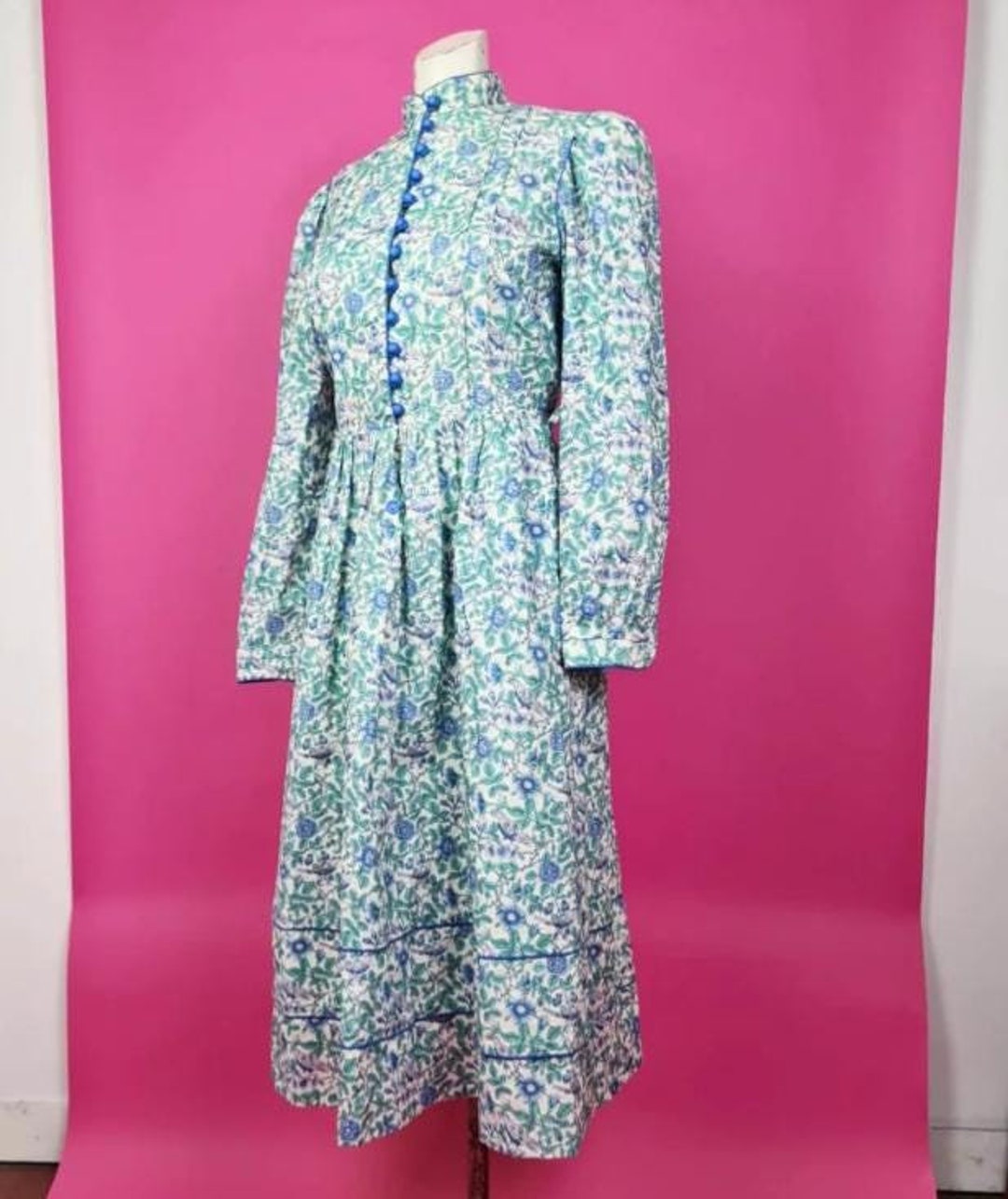 Pretty Late 1970s 80s Marion Donaldson Cotton Novelty Printed Dress ...