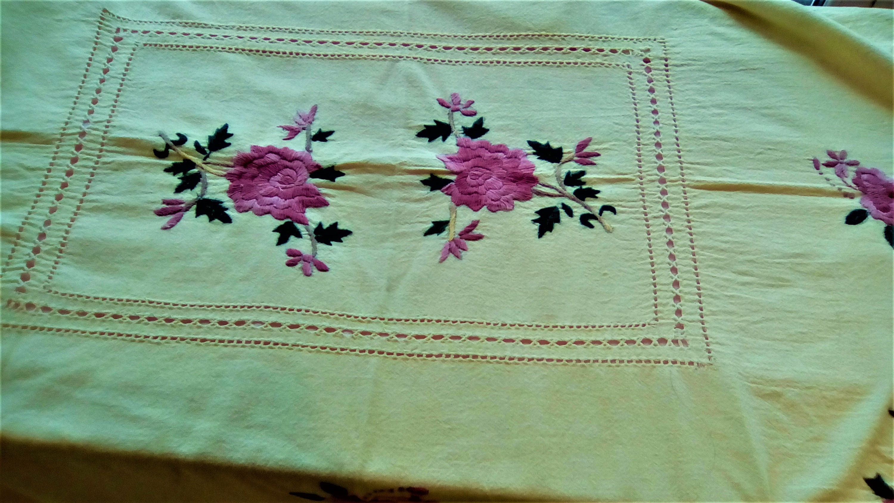 Vintage Embroidered Cotton Bedspread, Hand-embroidered Bed Linen ...