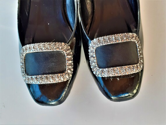 4 styles of vintage shoe clips, French shoe buckles, … - Gem