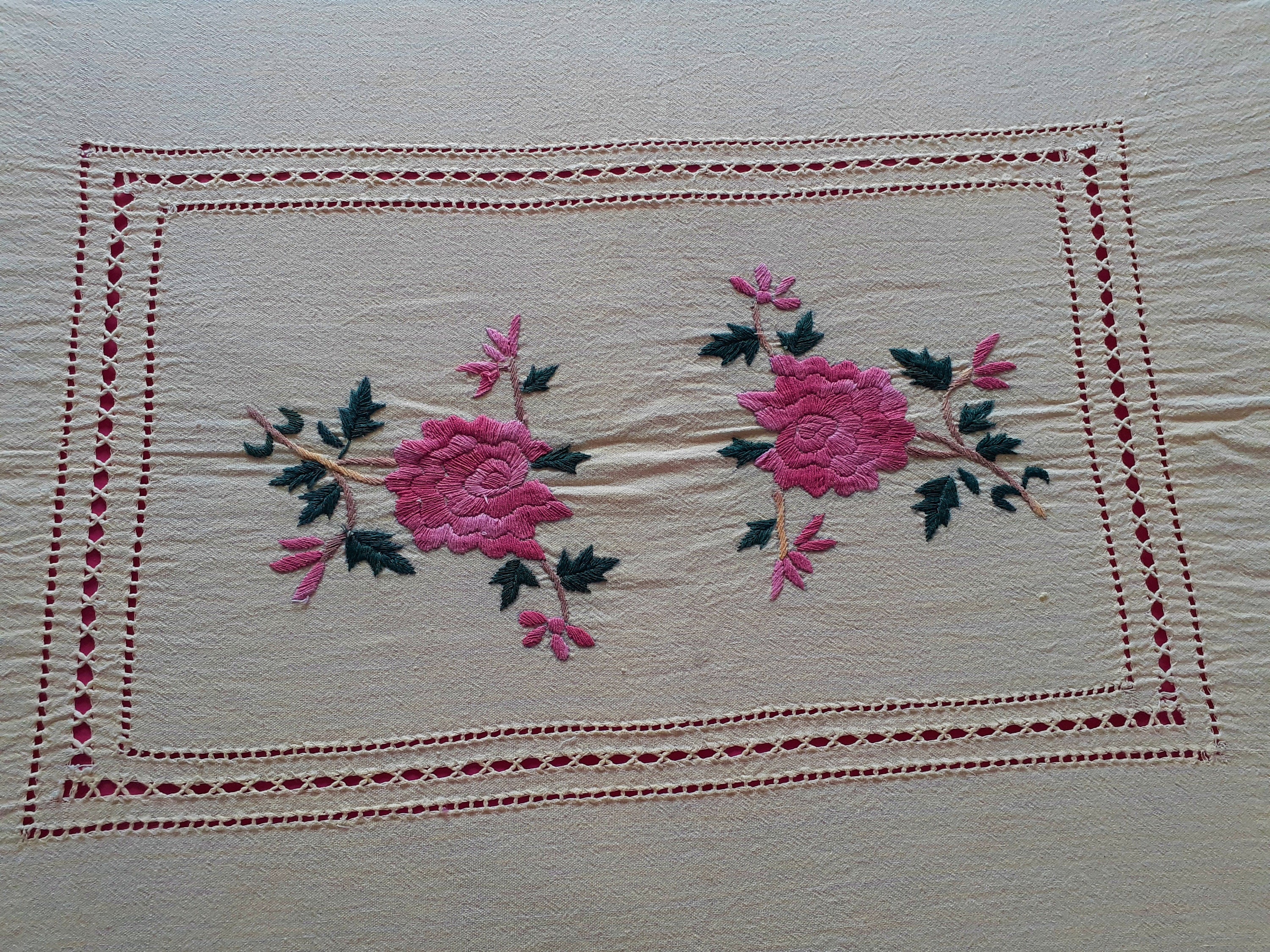 Vintage Embroidered Cotton Bedspread, Hand-embroidered Bed Linen ...