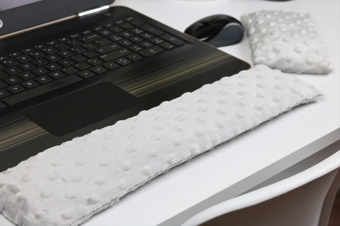 The Original Wrist Rest Set, Silver Minky Wrist Rest Set With Fold Over ...