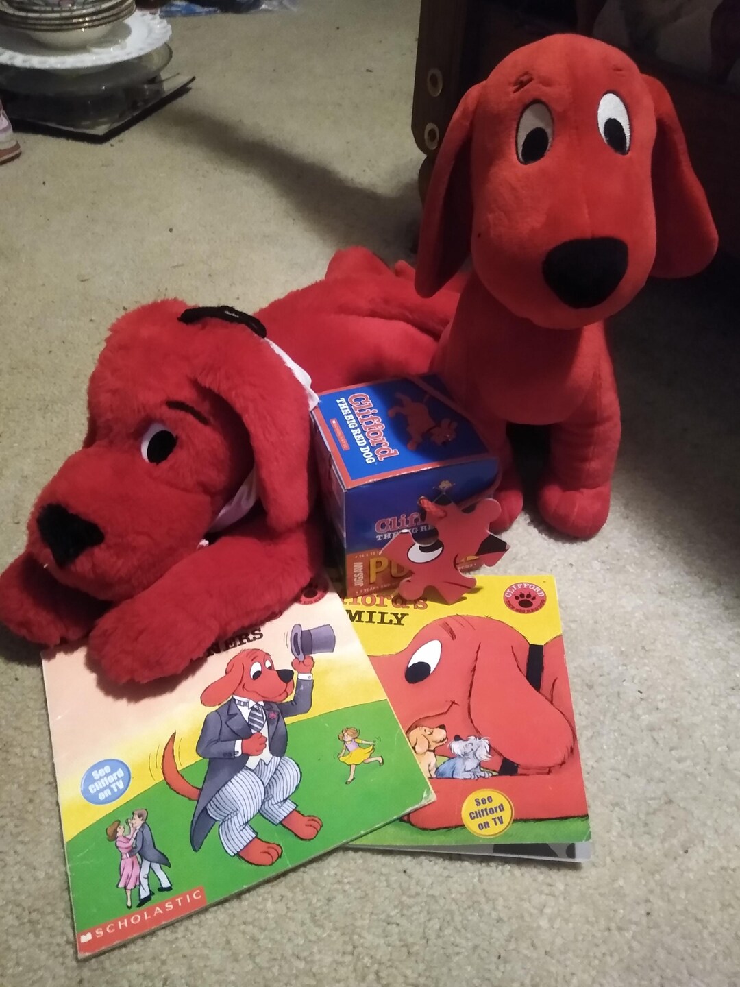Clifford the Big Red Dog Choice of 2 Vintage Stuffed Red Dog, 2 Books ...