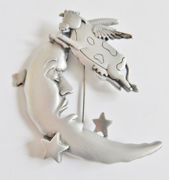 JJ Jonette The Cow Jumped Over The Moon Brooch Pin - Gem