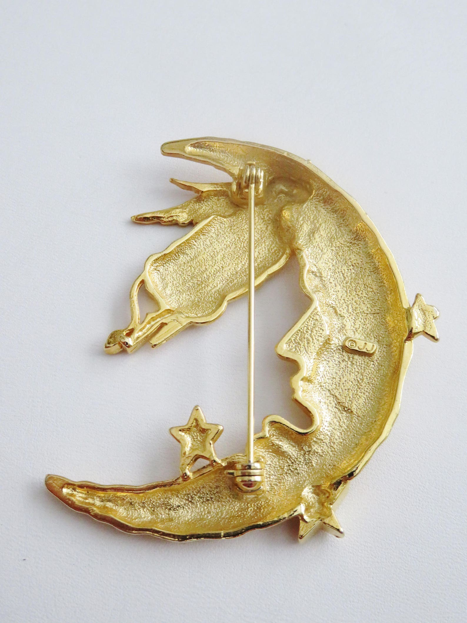 JJ Jonette and the Cow Jumped Over the Moon Brooch Pin - Etsy