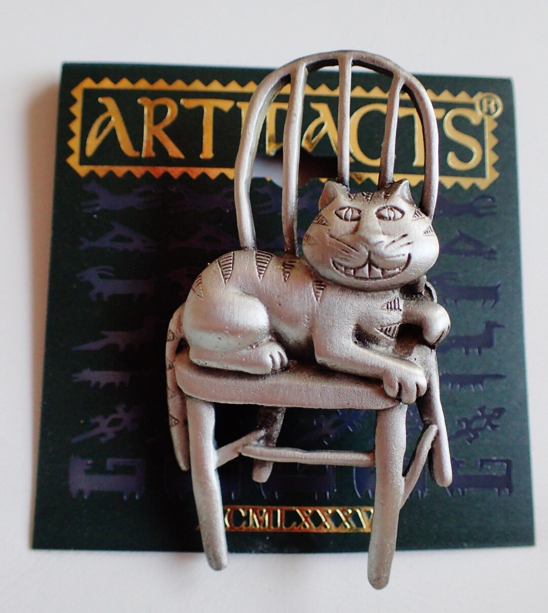 JJ Smiling Cat on Chair Brooch Pin - Etsy