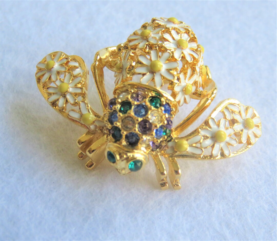 Rare Joan Rivers Daisy Bee Brooch Pin - Etsy