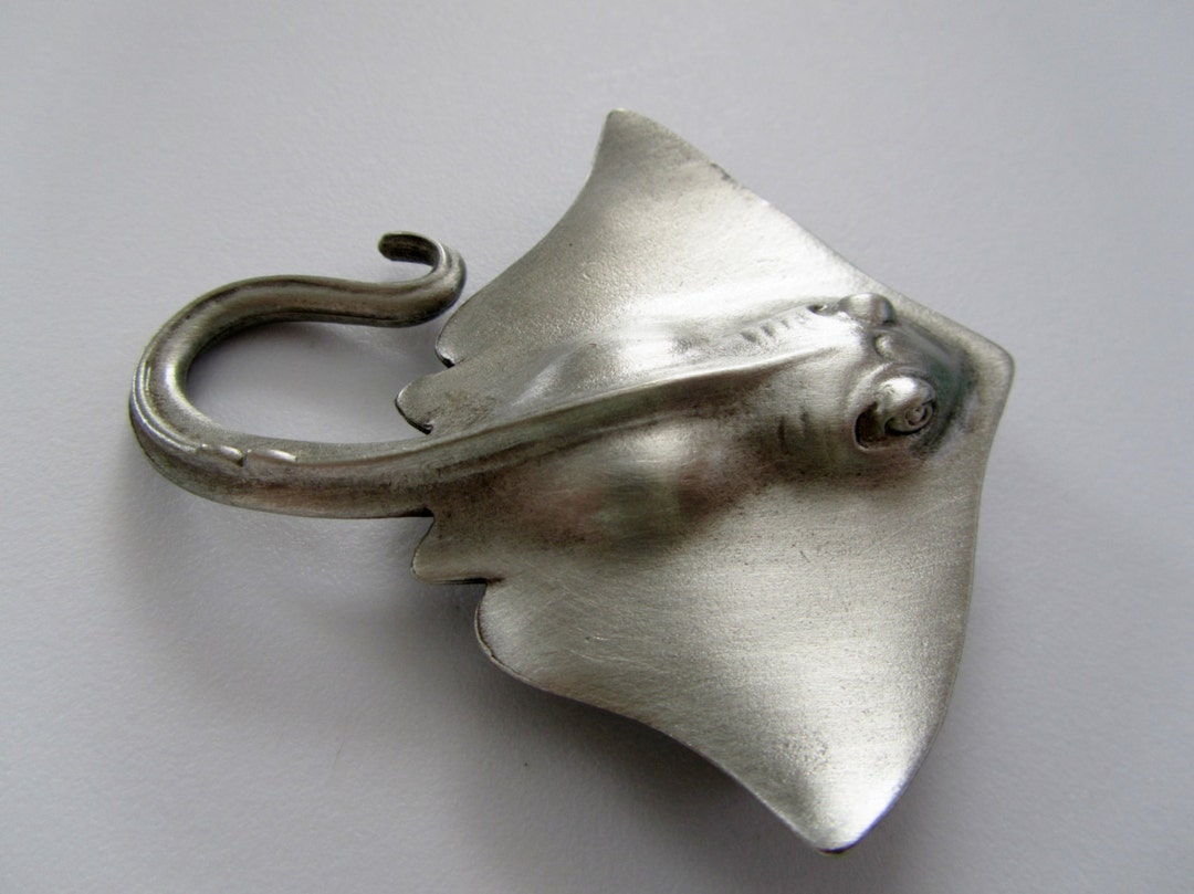 JJ Jonette Silver Pewter Stringray Fish Pin - Etsy
