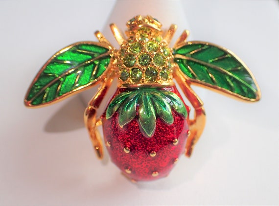 joan rivers bee brooch - Gem