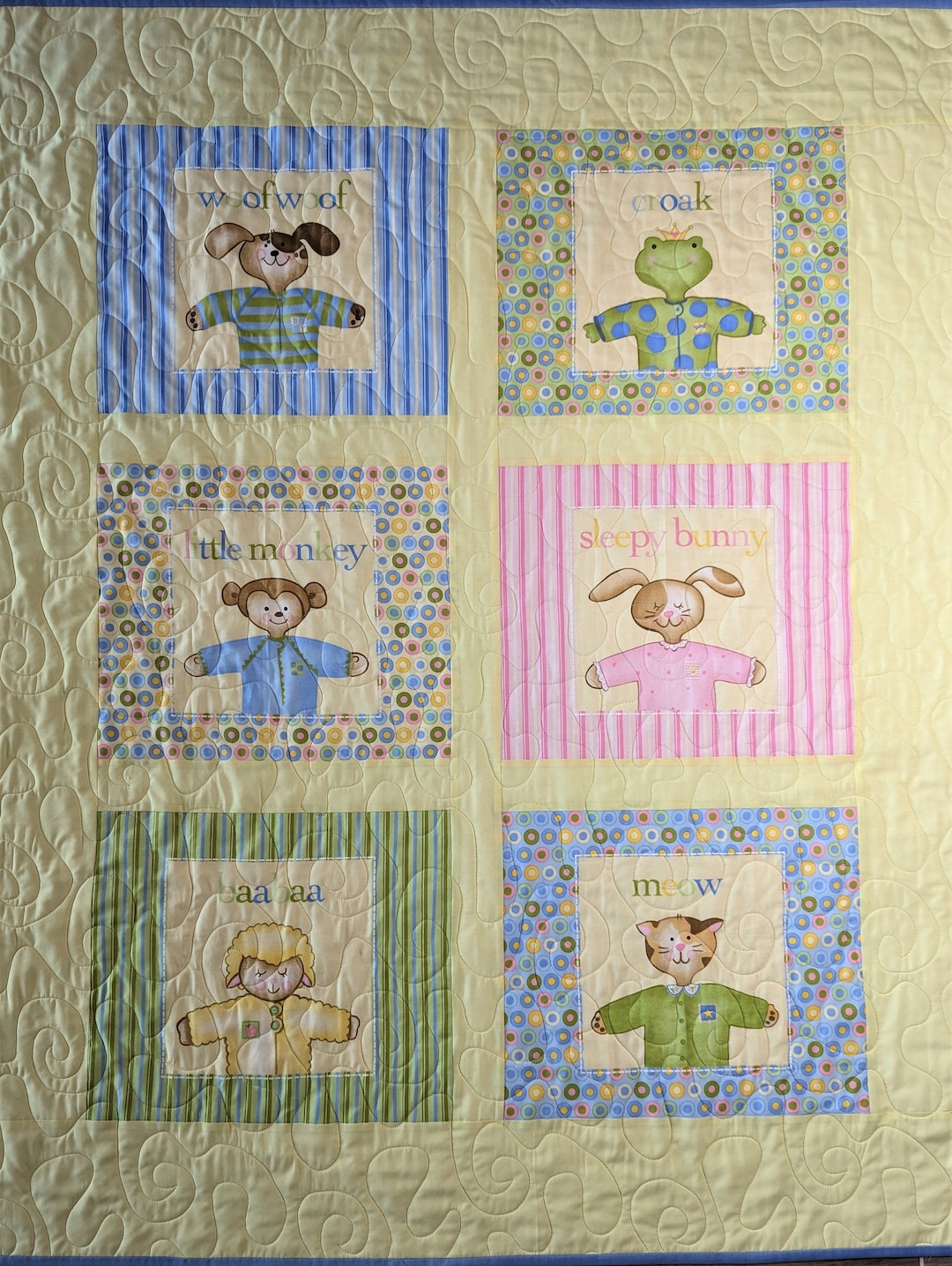 BABY ANIMAL QUILT, Handmade, Quilted, Unique, Pieced - Etsy