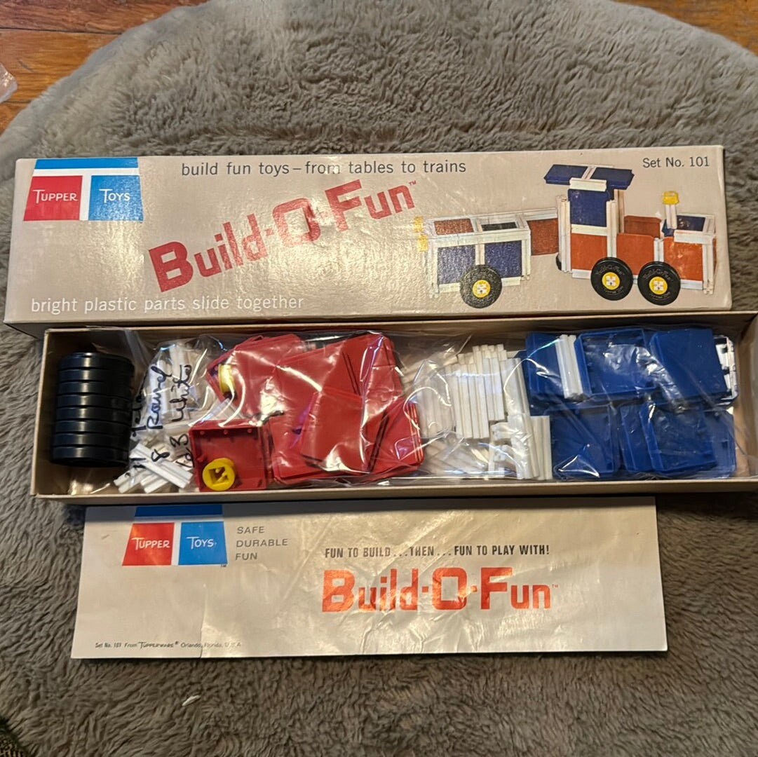 Build-o-fun 101 Vintage 1965 Tupperware Toys - Etsy