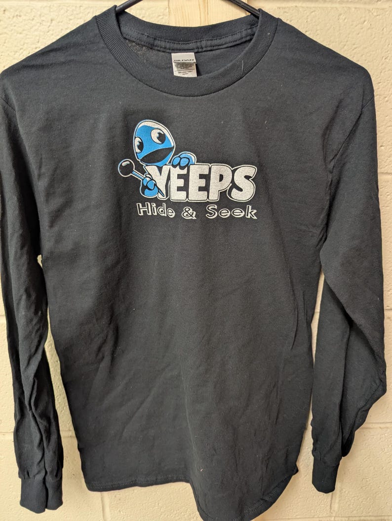 Yeeps Hide and Seek Shirt Hoodie Quest VR - Etsy
