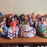 Beautiful Vintage Austrian Barbie Doll. Dolls of the World Collection ...