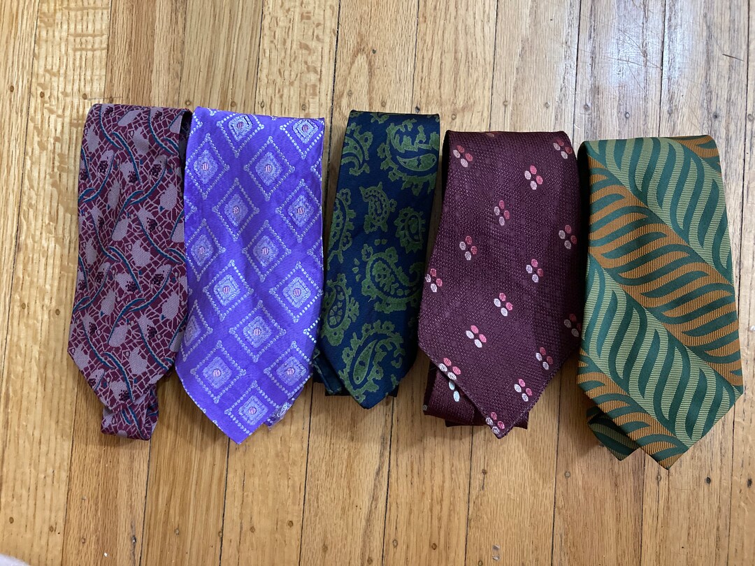 1930s and 1940s American Ties Tended Toward the Short and Wide at a ...
