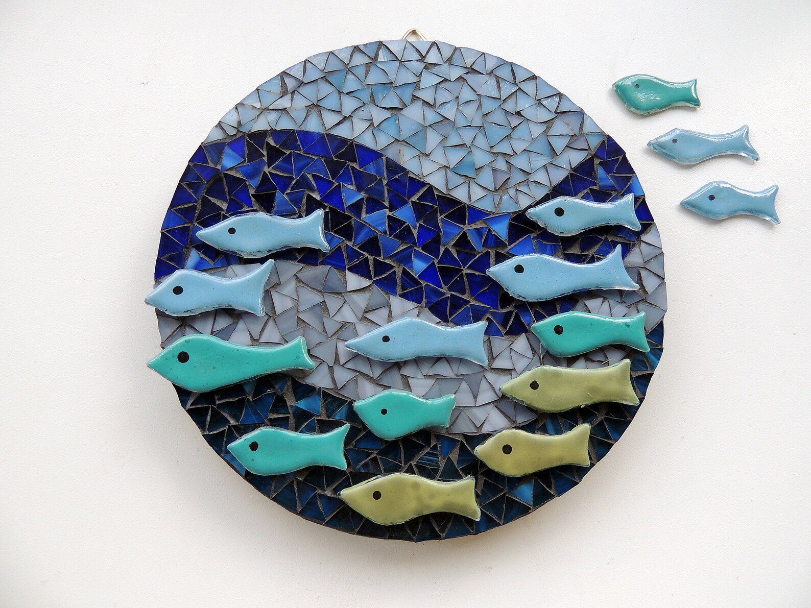 Fishes Glass Mosaic Wall Art Round Swimming Fishes Mosaic - Etsy Israel