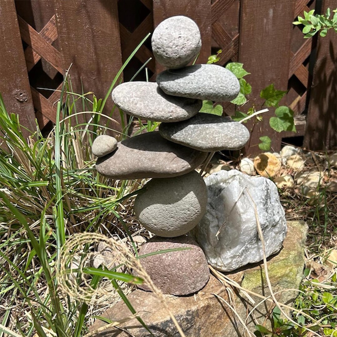8 Stone Cairn Garden Statue | Stonestatue | Outdoors Decorer ...