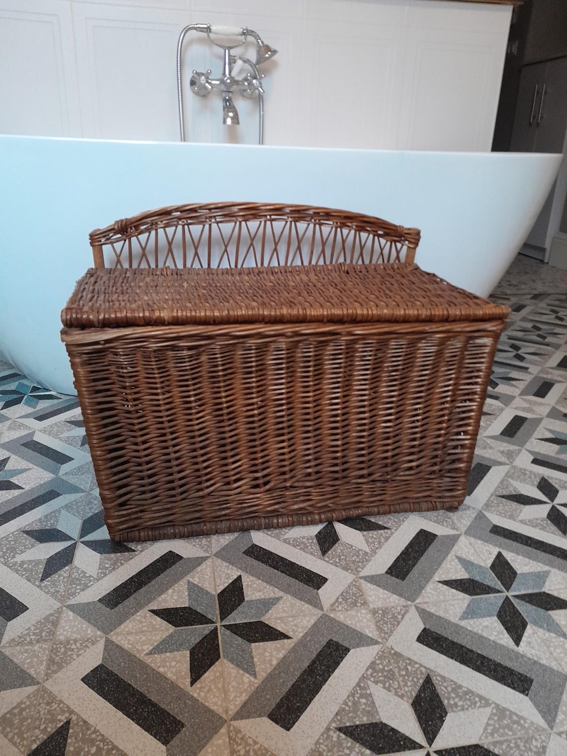 New!vintage Wicker Straw Lidded Trunk Basket Italian Country Handtowels ...