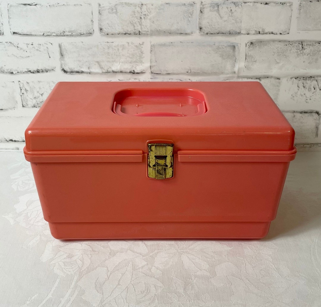 Vintage 1960s or 1970s Pink Plastic Sewing or Knitting Box No Tray - Etsy
